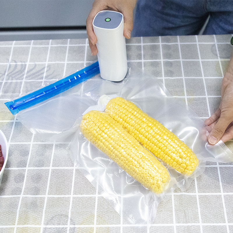 Your position : Home >> Products >> Food vacuum bag >> Mini Auto Vacuum ...